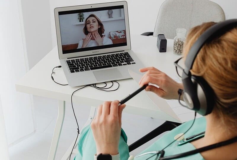 Iot Dunia Medis Awal Tahun 2025 Inovasi Atau Ancaman Indobot Academy